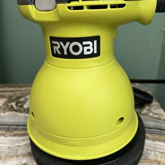 Ryobi Power Tools | Other | Ryobi Rb6g 6 Inch Corded 12 Volt Ac 5 Amp ...